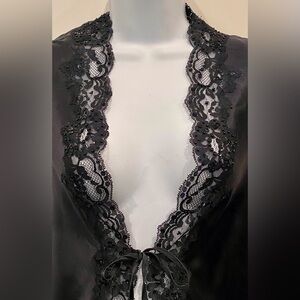 Soma | Intimates & Sleepwear | Soma Gorgeous Black Satin And Lace Robe ...